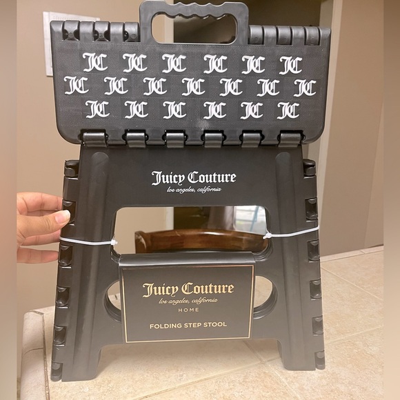 Juicy Couture | Other | Low Stsrt Nwt Juicy Couture Black Folding Step ...